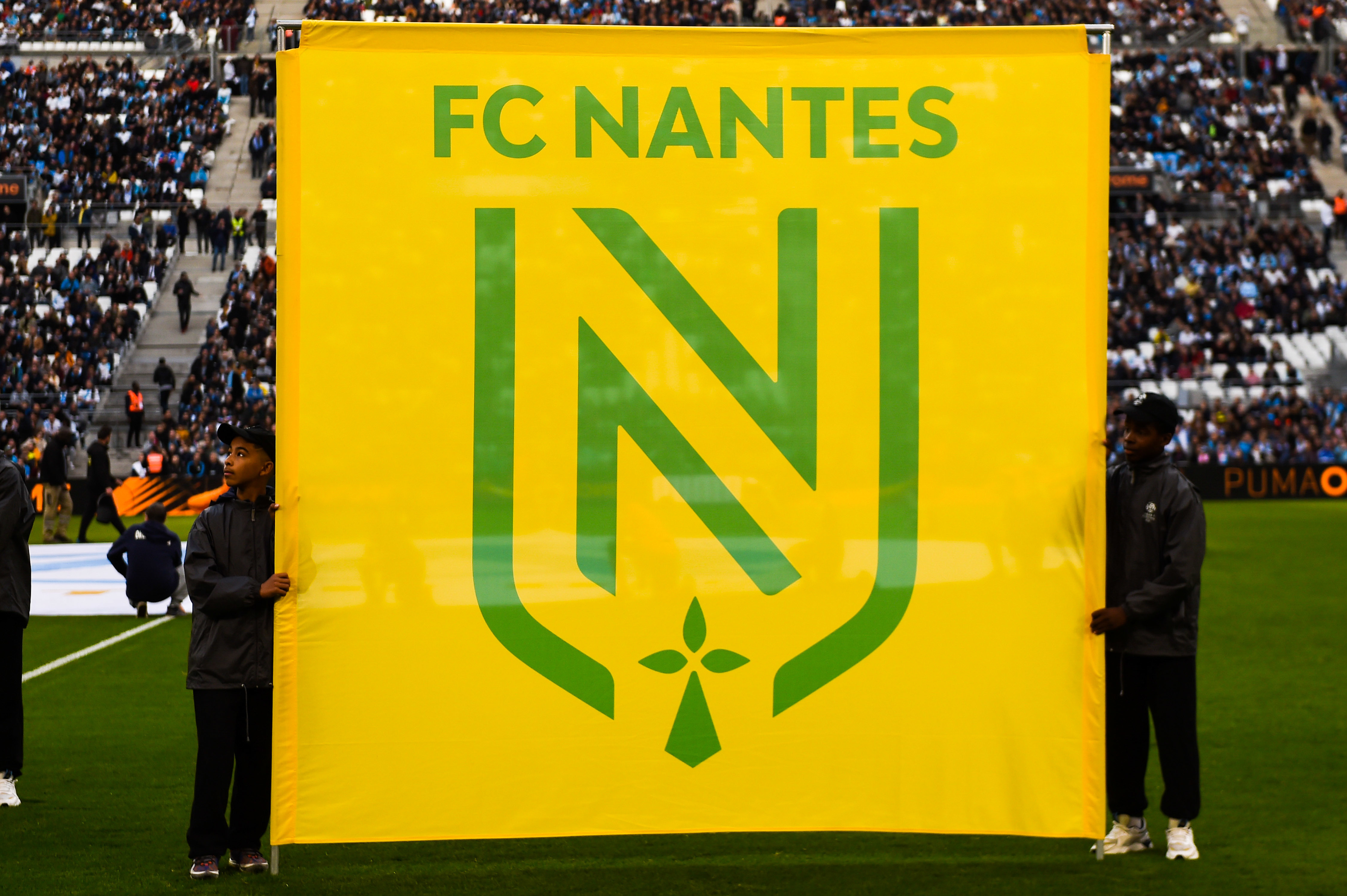 Mercato FC Nantes : Le PSG répond au FCN pour Senny Mayulu Mercato FC Nantes : Le PSG répond au FCN pour Senny Mayulu